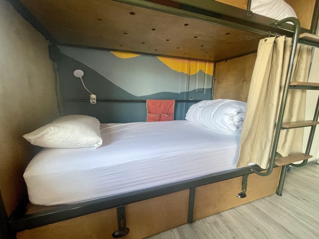 Female Only Dorms Colorado Springs Hostel - Book Now!